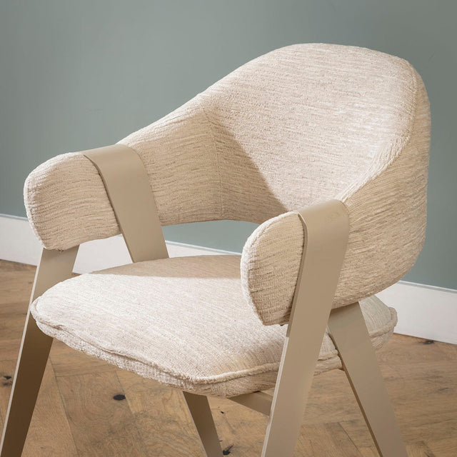 Freya Ultra-Modern Metal Carver Dining Chair with Arm Cream – Quatropi