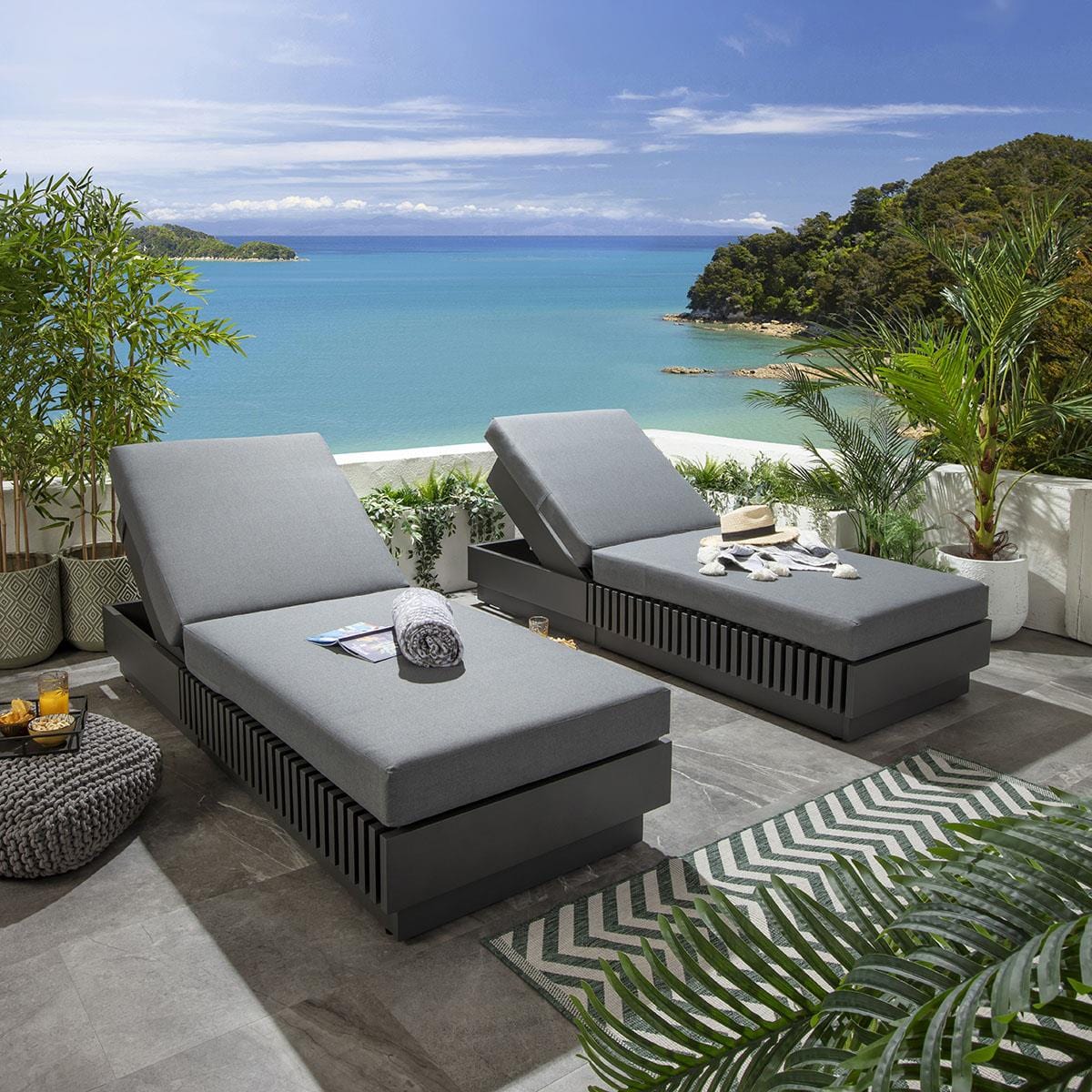 Modern Outdoor Garden Cushioned Sun Lounger Aluminium Grey 200x80cm ...