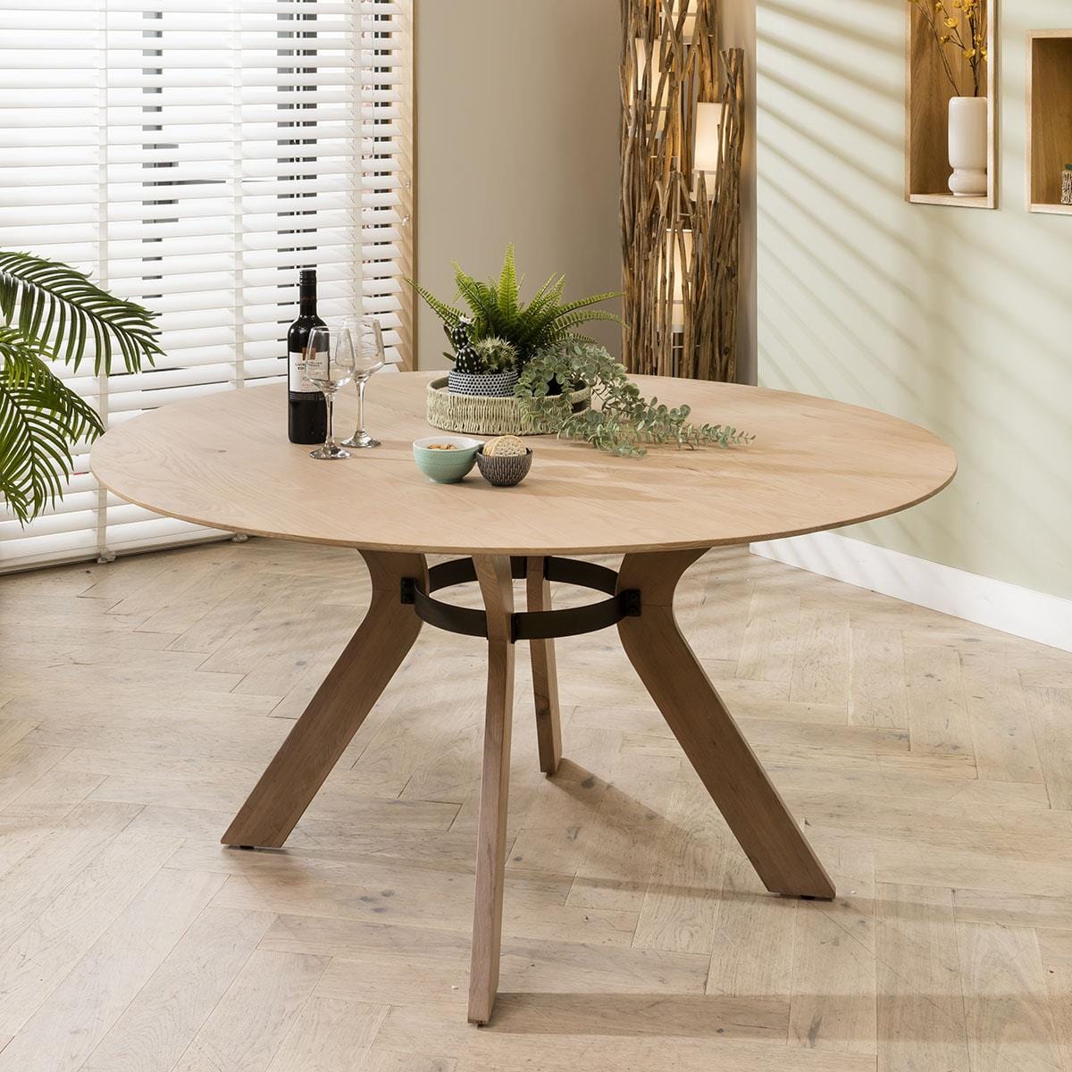 Natural Round Wooden Dining Table And 6 Beige Leather Modern Chair Set ...